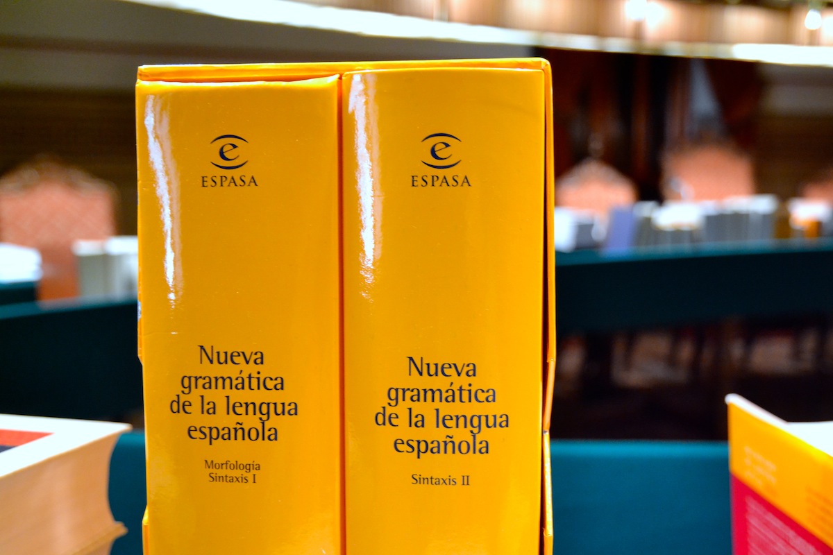 Nueva gramática. Morfología y sintaxis | Obra académica | Asociación de ...
